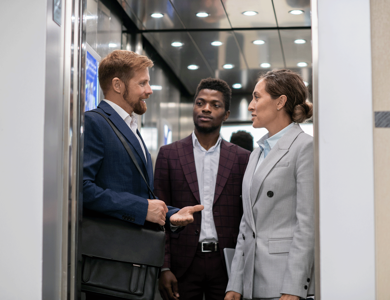 How to Create an Effective Elevator Pitch to Drive Leads for Your ...